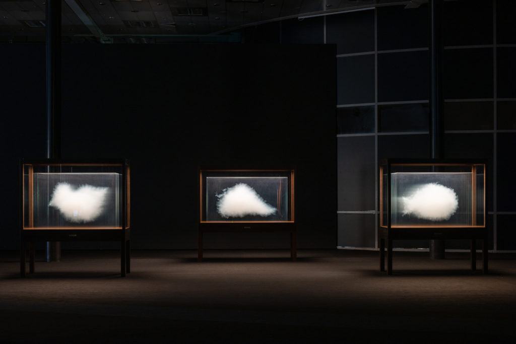 Leandro Erlich. Schwerelos - Kunstmuseum Wolfsburg