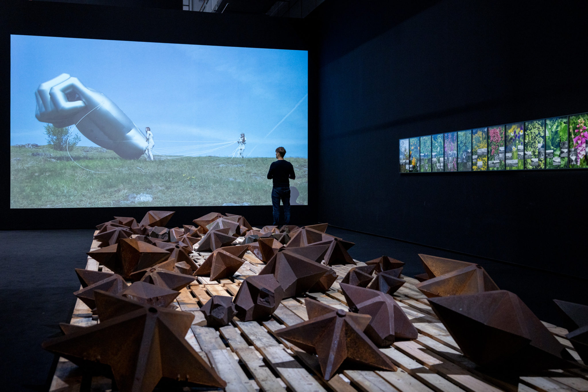 Utopia. Recht auf Hoffnung - Kunstmuseum Wolfsburg